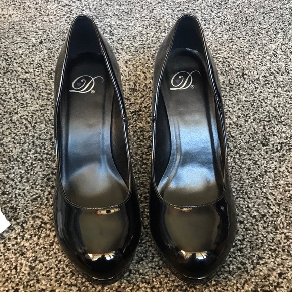 Heart In D | Shoes | Heart In D Black Patent Leather Platform Heels ...